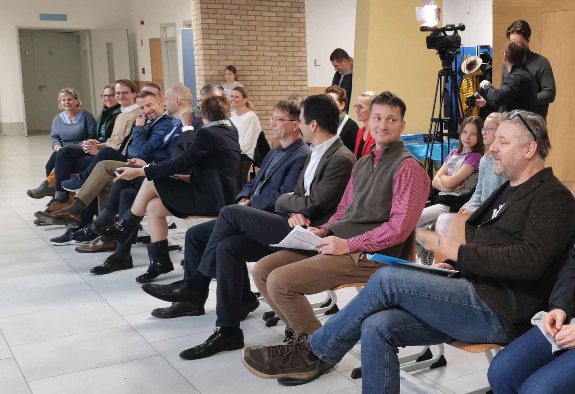 Faültetés a Patakpart Általános Iskolánál - Budakalász