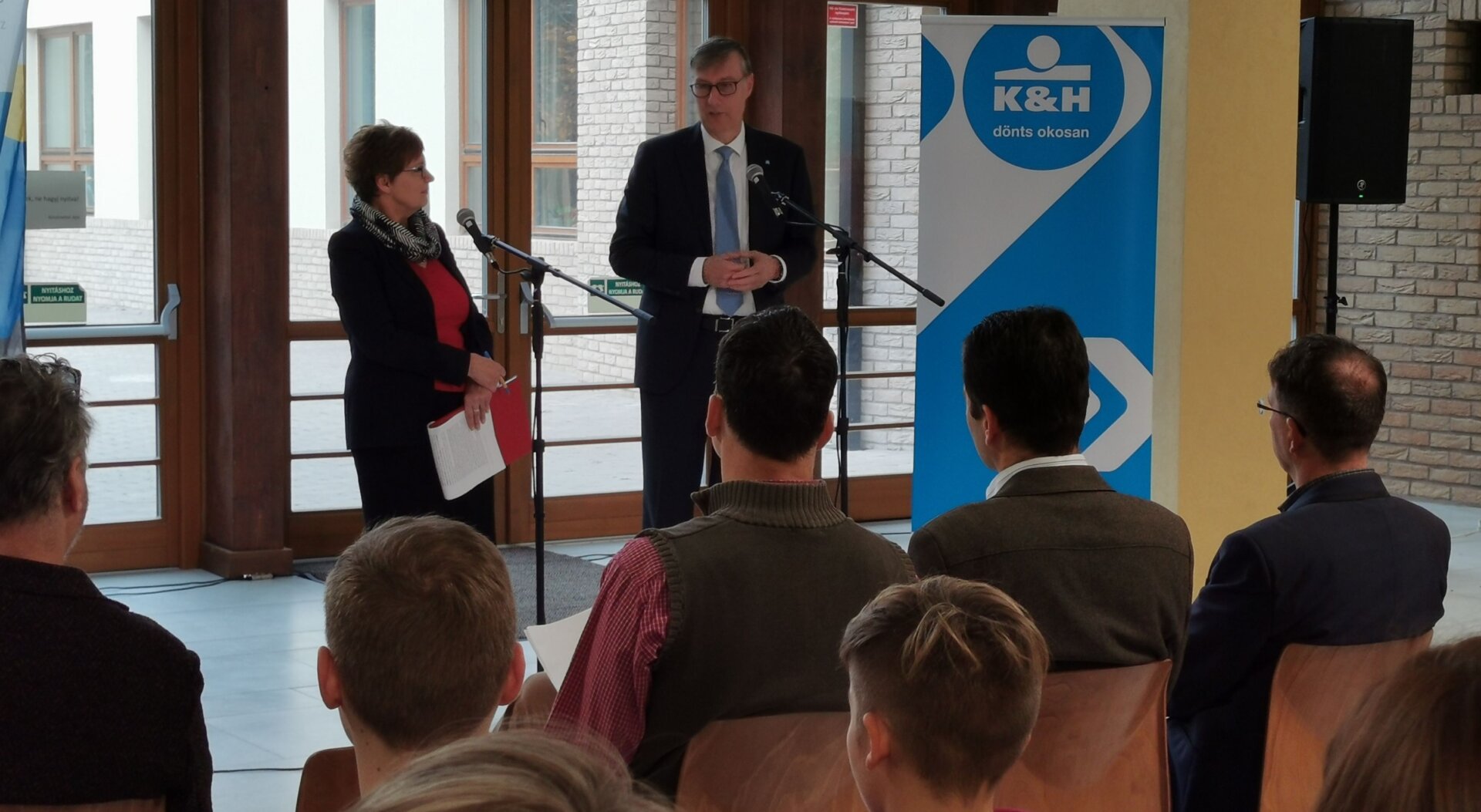 Faültetés a Patakpart Általános Iskolánál - Budakalász